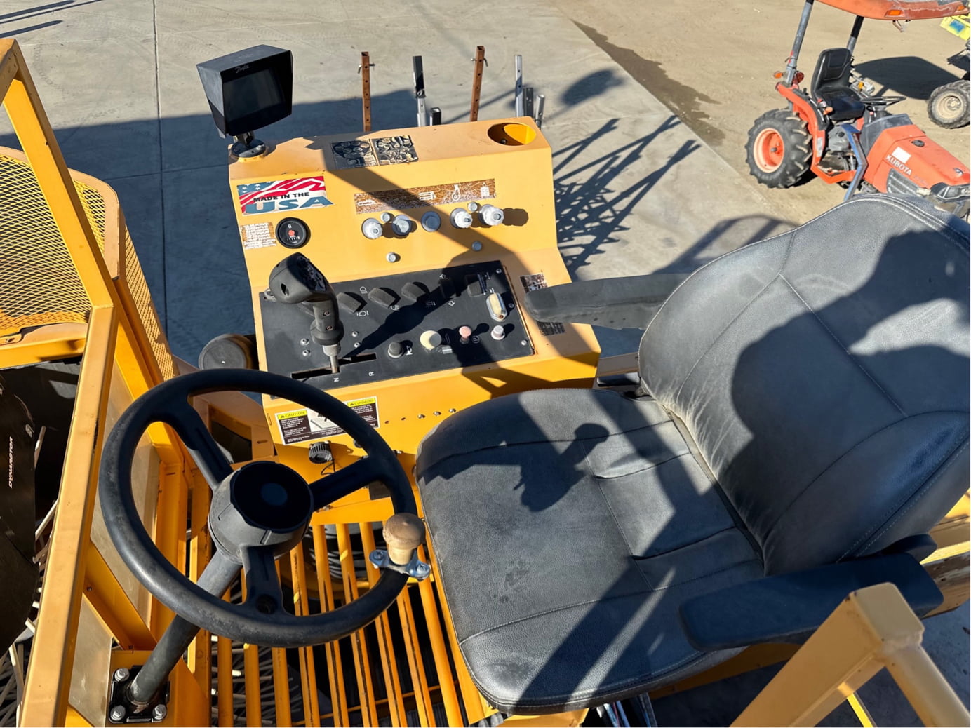 Oxbo 8000 Harvester 2013 (550)